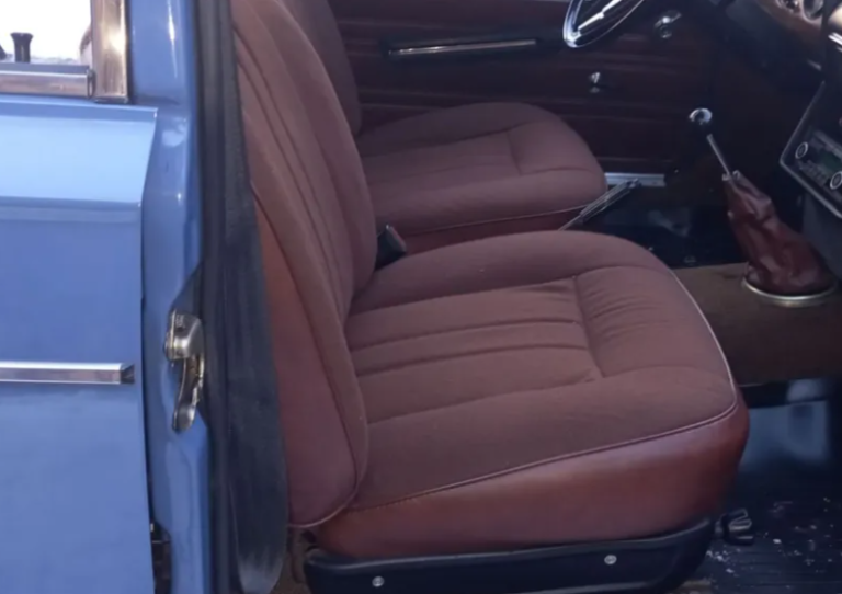 VAZ-2106 as a time capsule with 18,000 km mileage is being sold in Kyiv ...